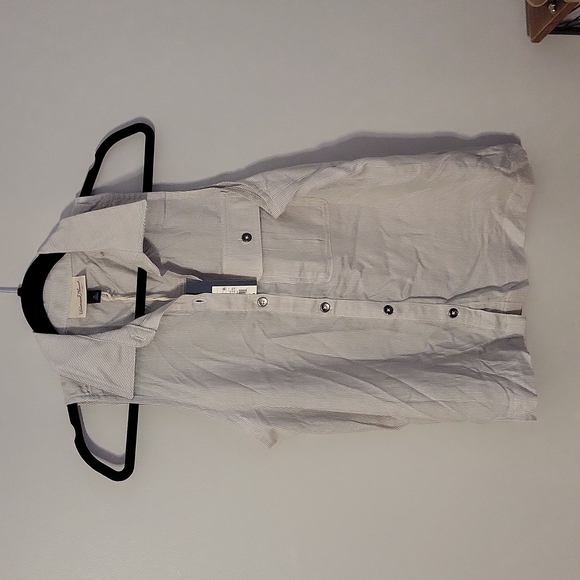 Universal Thread | Tops | Universal Thread Size Xs | Poshmark